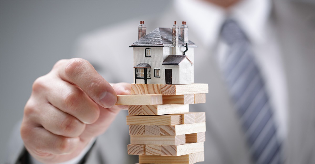 What are the riskiest factors for residential real estate markets ...