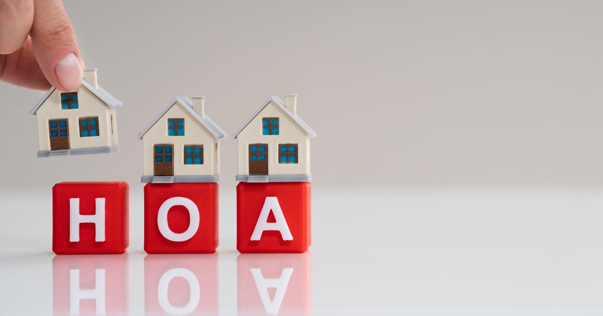 Almost half of U.S. home listings have HOA fees, with dues steadily ...